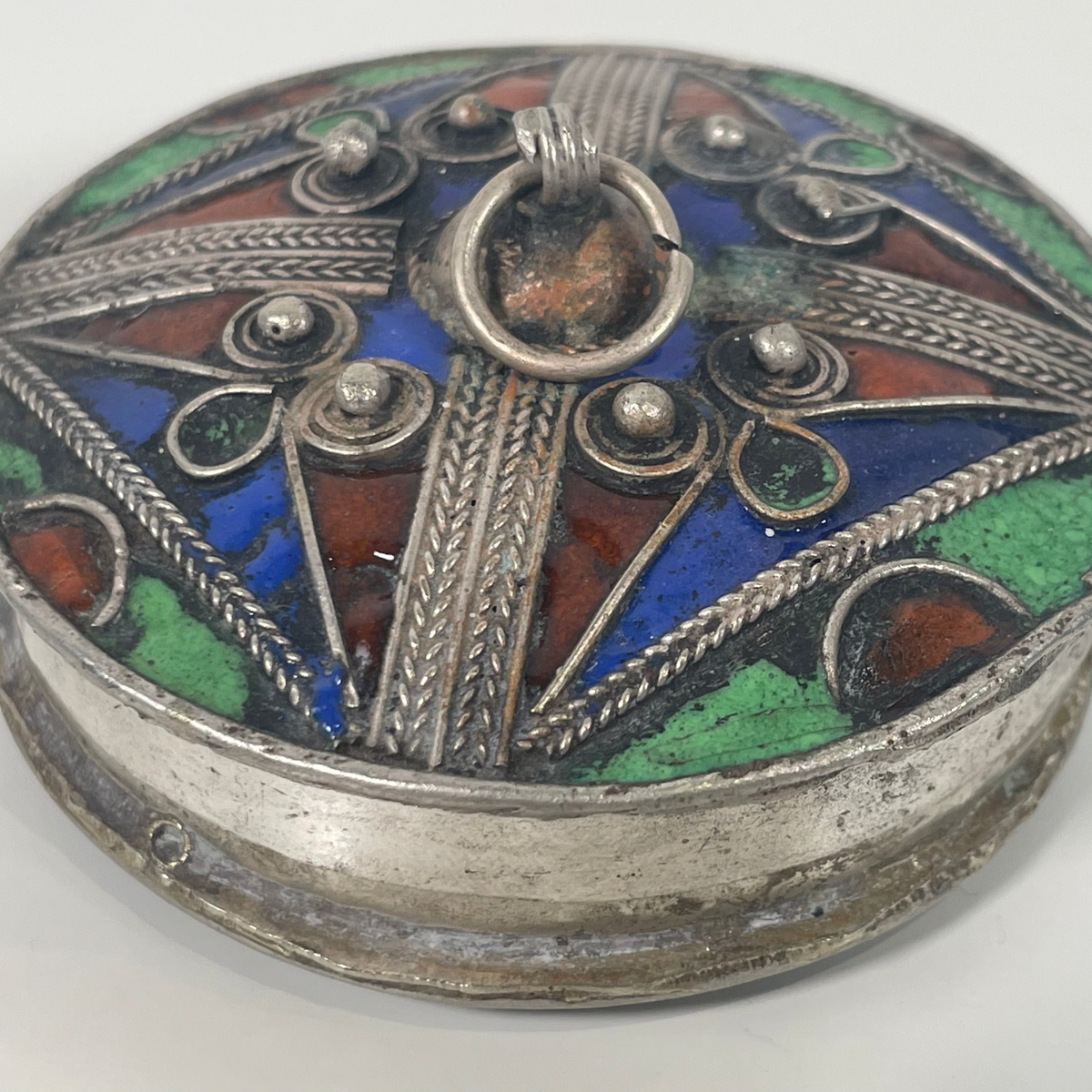 Decorative Jewelry - Trinket Enamel Box, Silver Plated – Éco-Dépôt Montréal