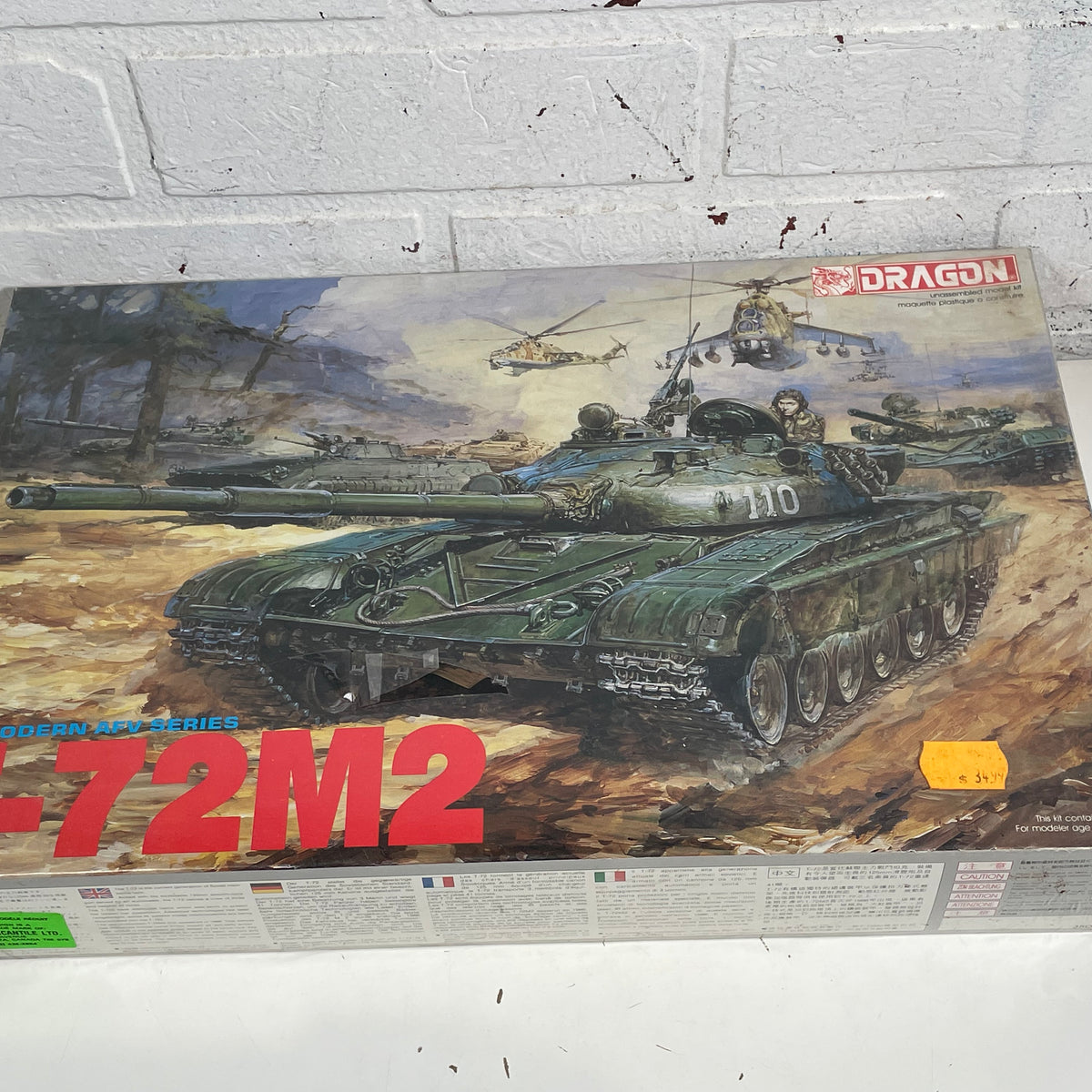 Dragon DML 3501 T-72M2 Soviet Main Battle Tank – 1:35 Scale Plastic Mo ...